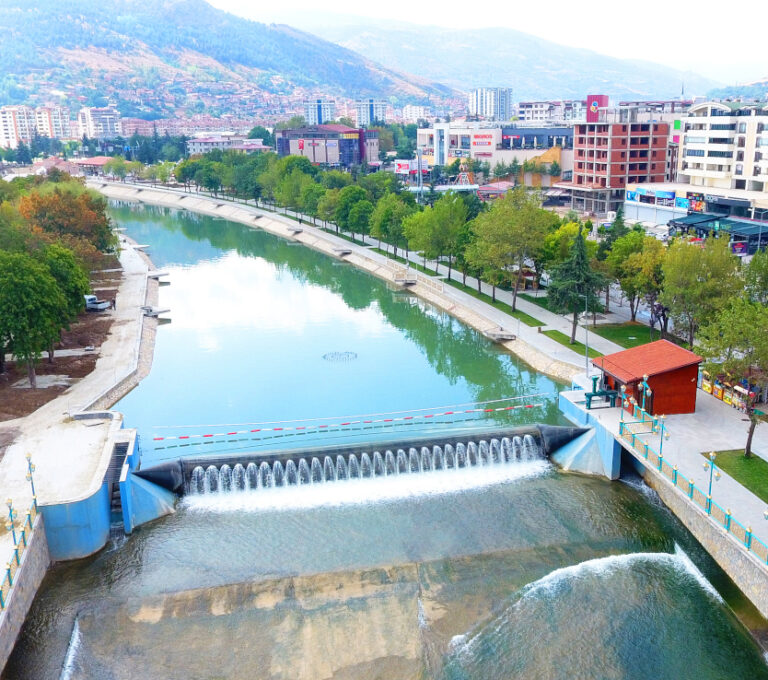 Rubber Dams | Air or Water Inflated Flexible Membrane Dam Solutions